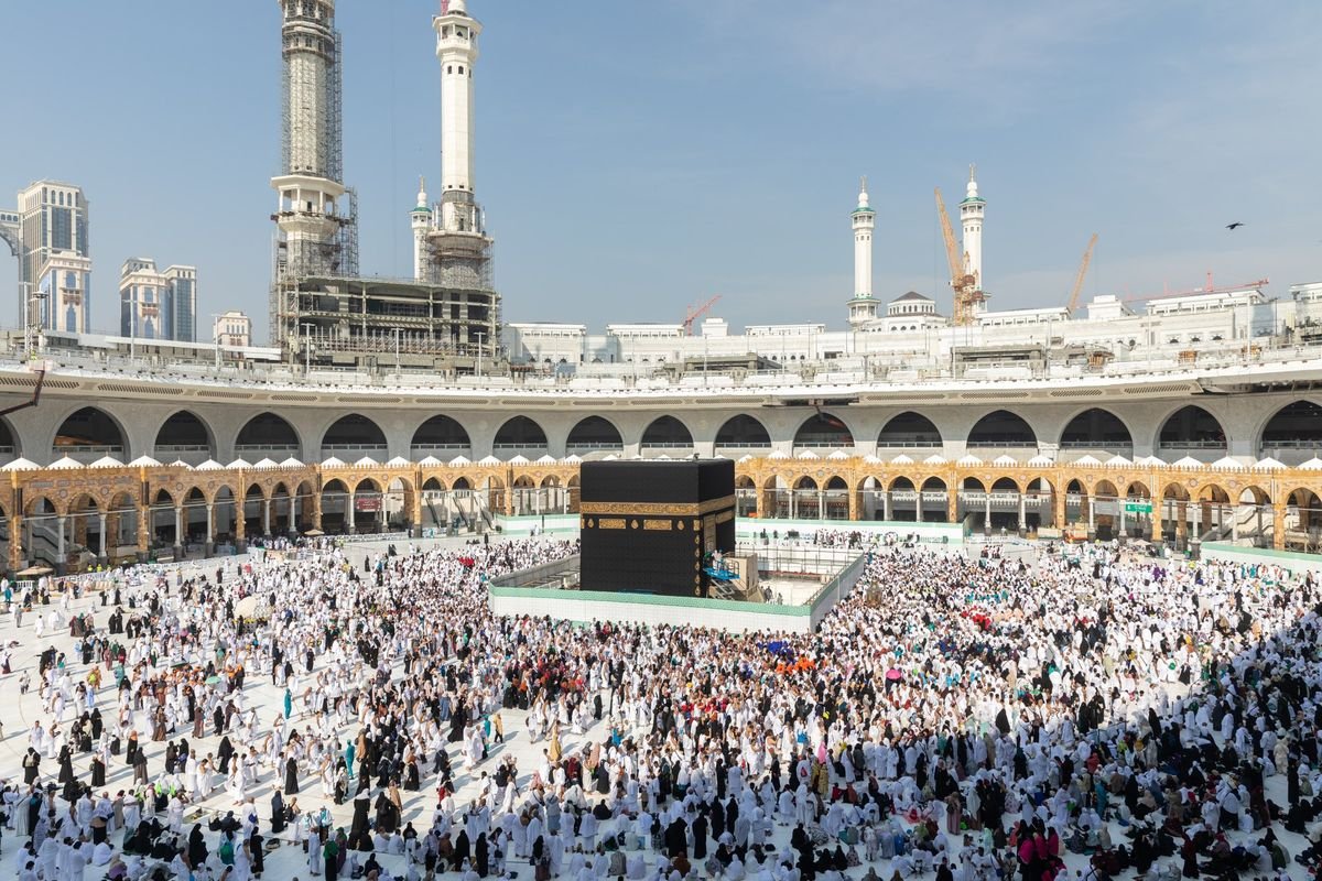 Sejarah Perkembangan Kota Mekah dan Umroh Bersama Fitour International